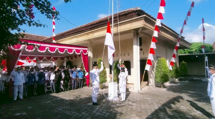 PERINGATAN HUT RI KE 77 DI KECAMATAN JOGONALAN KABUPATEN KALTEN ... PERINGATAN HUT RI KE 77 DI KECAMATAN JOGONALAN KABUPATEN KALTEN ...